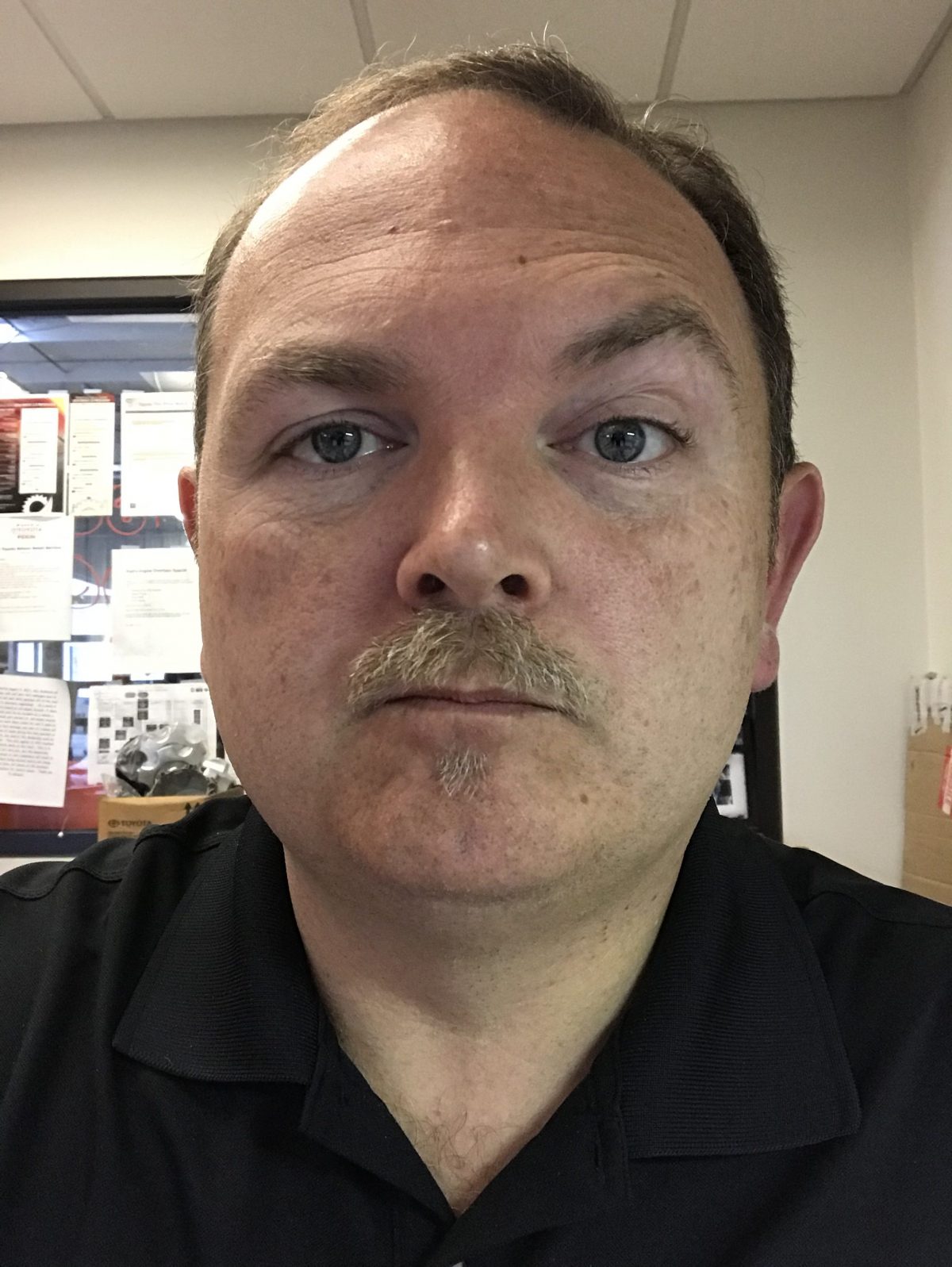 Mo-Vember – Planet Stahl